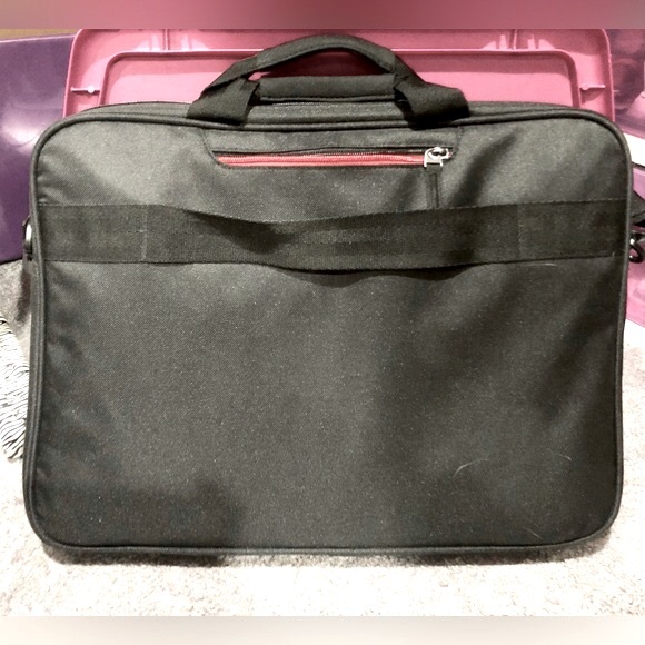 case logic | Bags | Case Logic Black Laptopnotebook Carrying Case Size ...